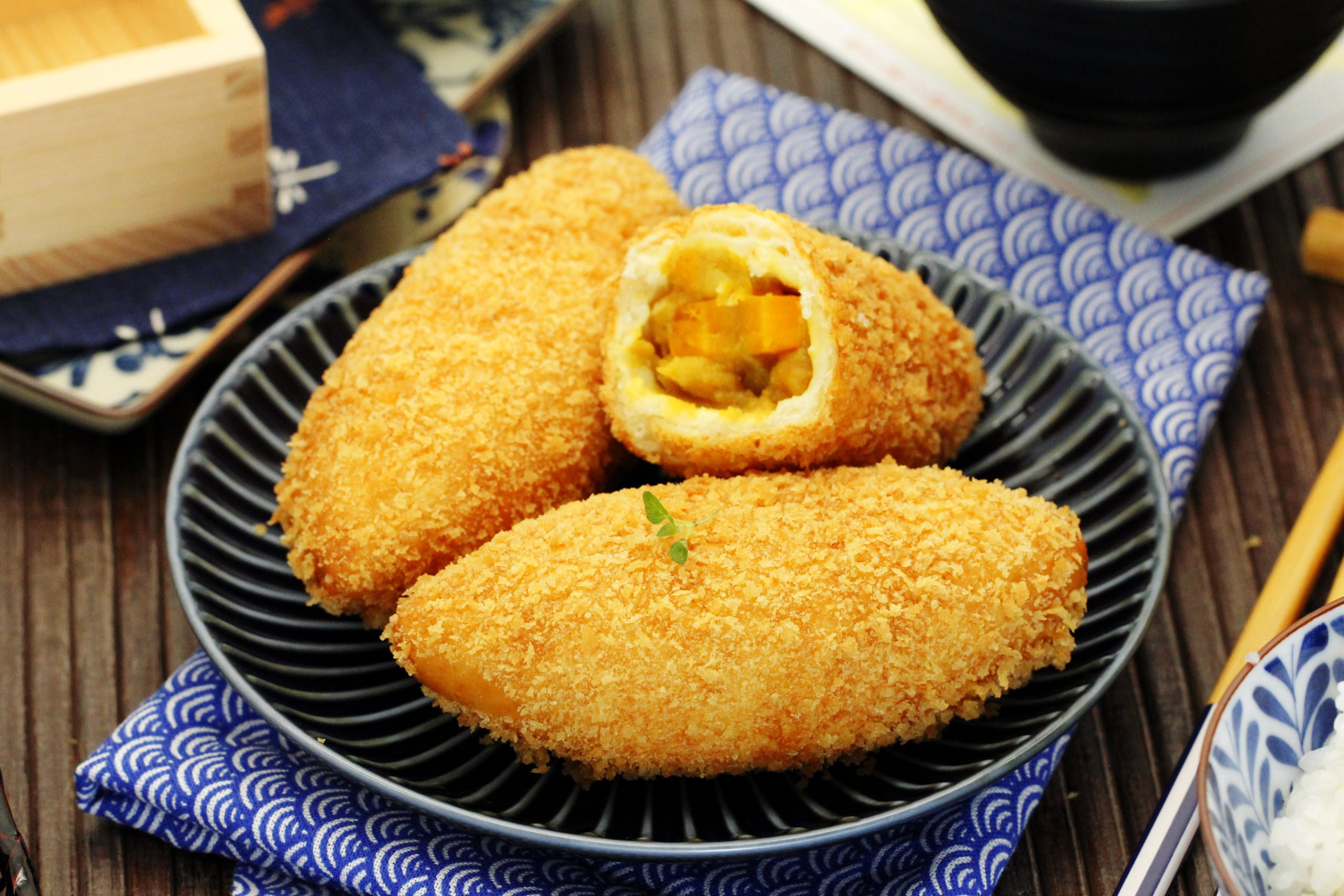 Curry Pan: So machst du japanische Currybrötchen | Kare Pan!