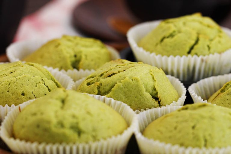 Schnelle Matcha Muffins selber machen | 30 Minuten Rezept